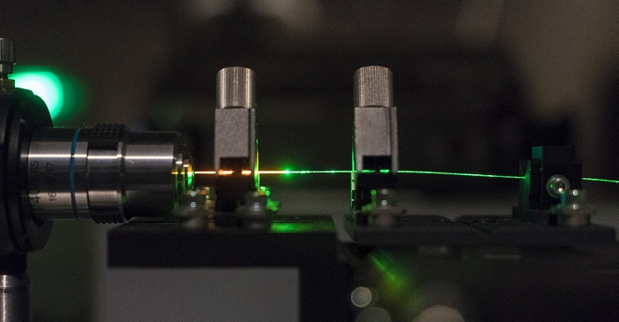 Researchers Deduce Way to Guide Random Lasers
